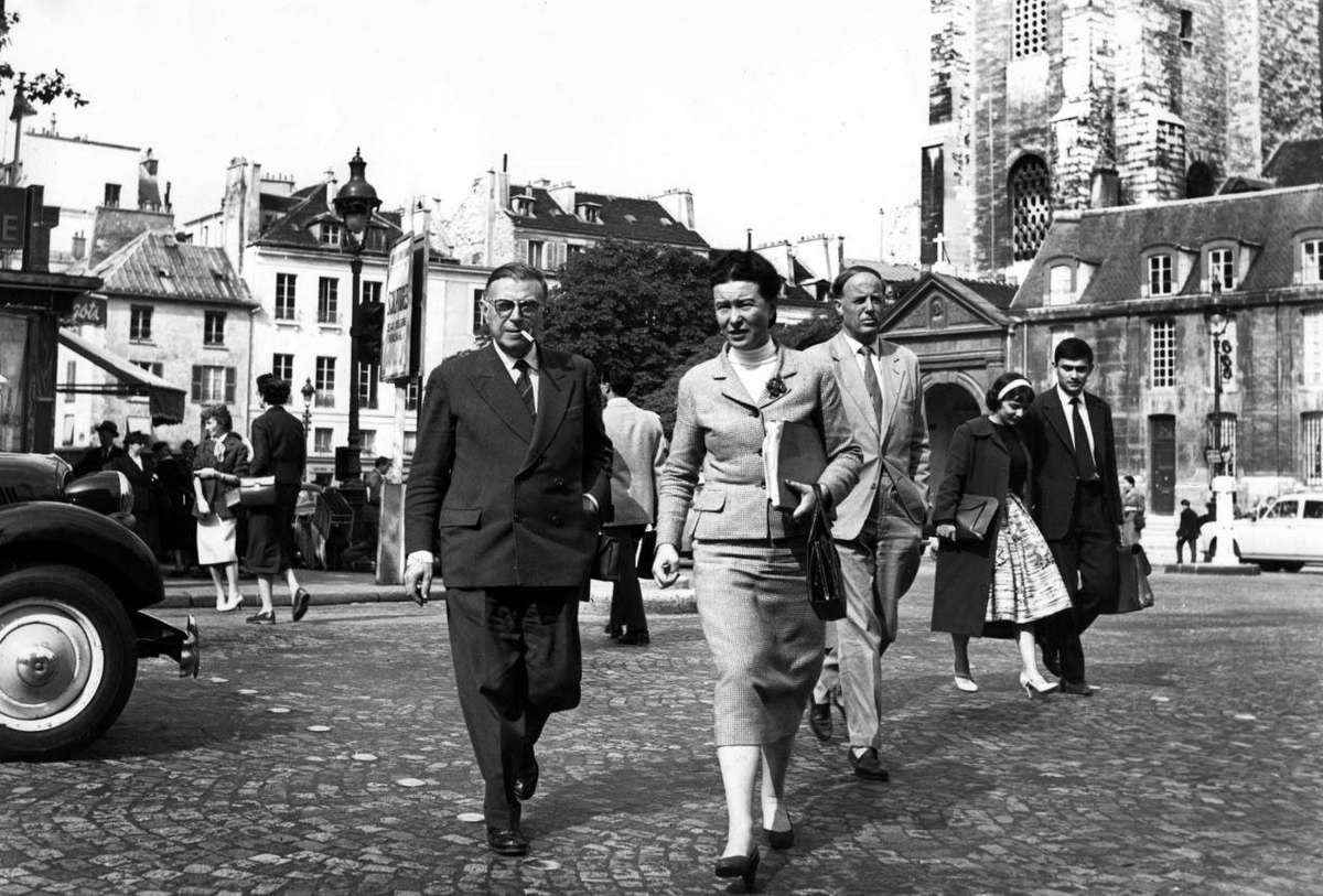 Σιμόν Ντε Μποβουάρ. Από τις 14 Απριλίου 1986 «βρίσκεται» μαζί με τον ...