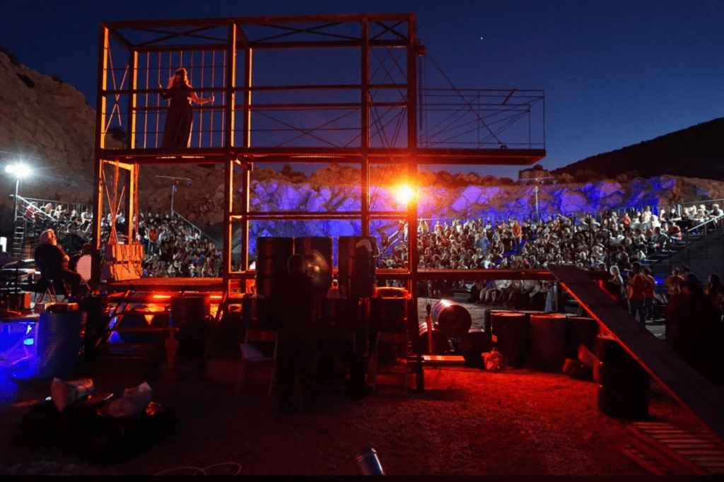 Το «Όνειρο Καλοκαιρινής Νύχτας» από την Οµάδα του Θεάτρου Χαλκίδας στο ...